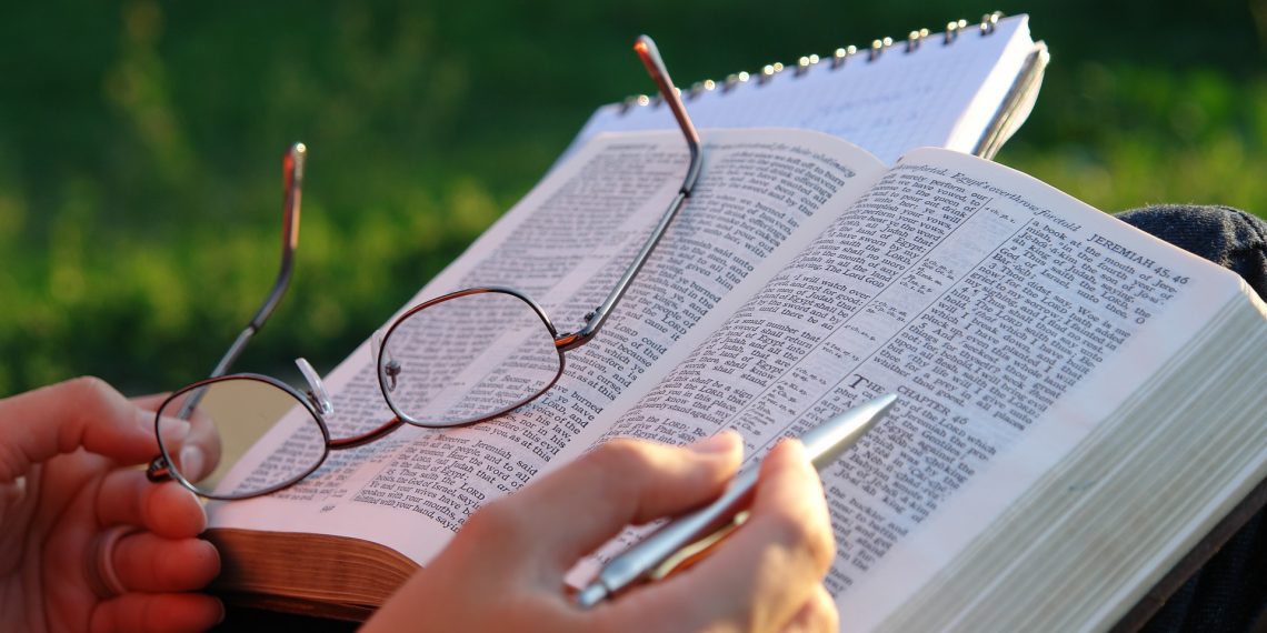 Top 10 Bible Study Courses: Free and Paid - The Fordham Ram