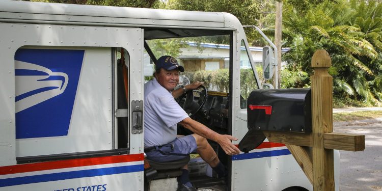 How Reliable Are Different Postal Services In California? - The Fordham Ram